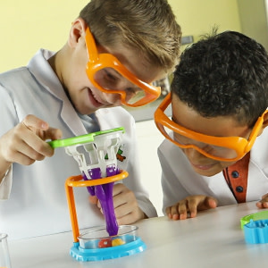 Amazon.com: Learning Resources Beaker Creatures Alien Experiment Lab ...