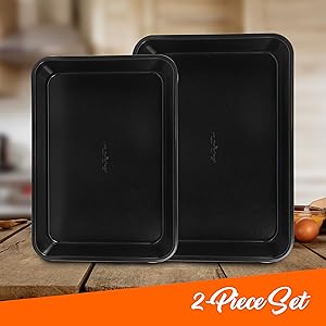 Amazon.com: NutriChef 2-Piece Non-Stick Black Cookie Sheets - Versatile ...