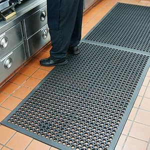 Rubber-Cal 03_122_WBK Dura-Chef Anti-Slip Rubber Kitchen Mat-1/2 X 3' X ...
