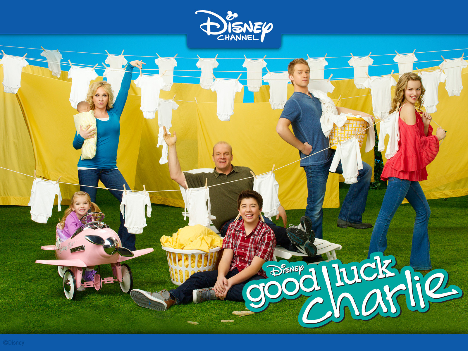 Good Luck Charlie Wallpaper