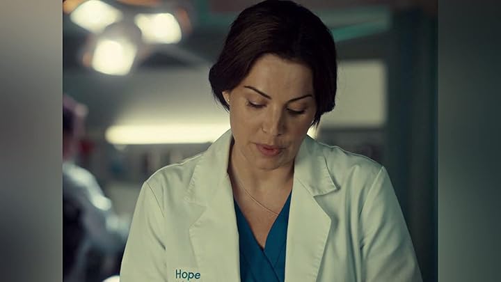 Prime Video: Saving Hope - Season 3