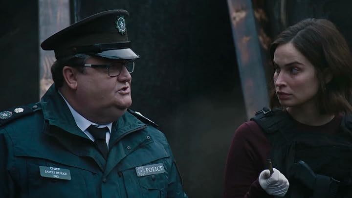 Prime Video: FBI: International S1 - Season 1