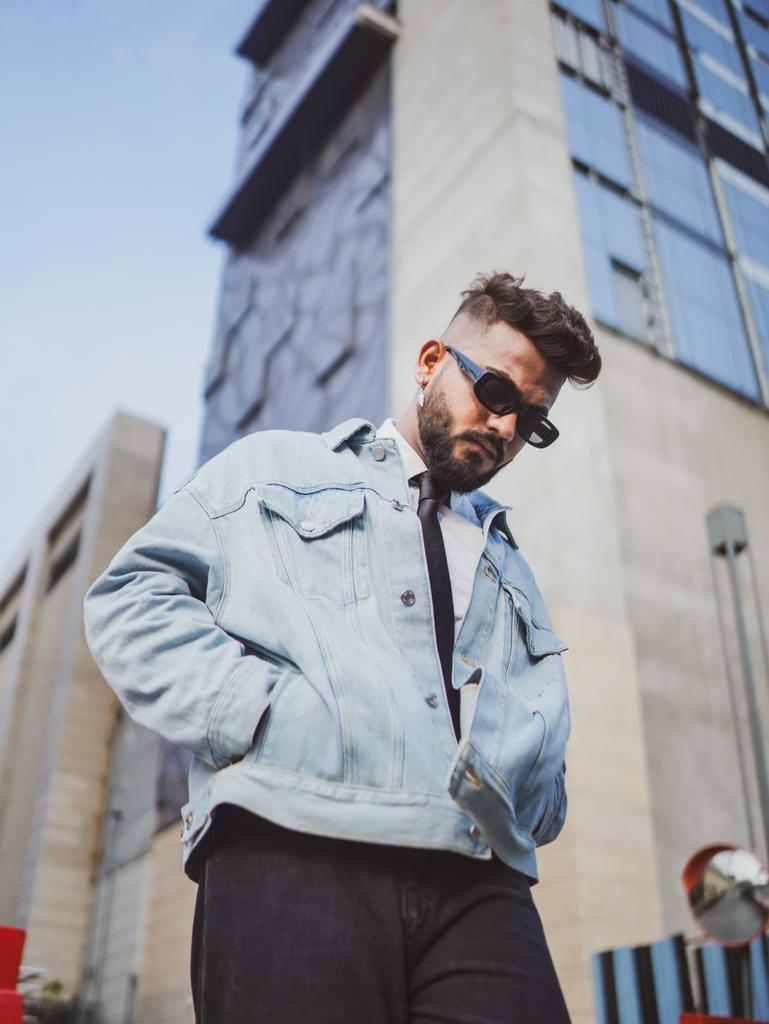 Ramiz Raza | Men's Fashion's Amazon Page