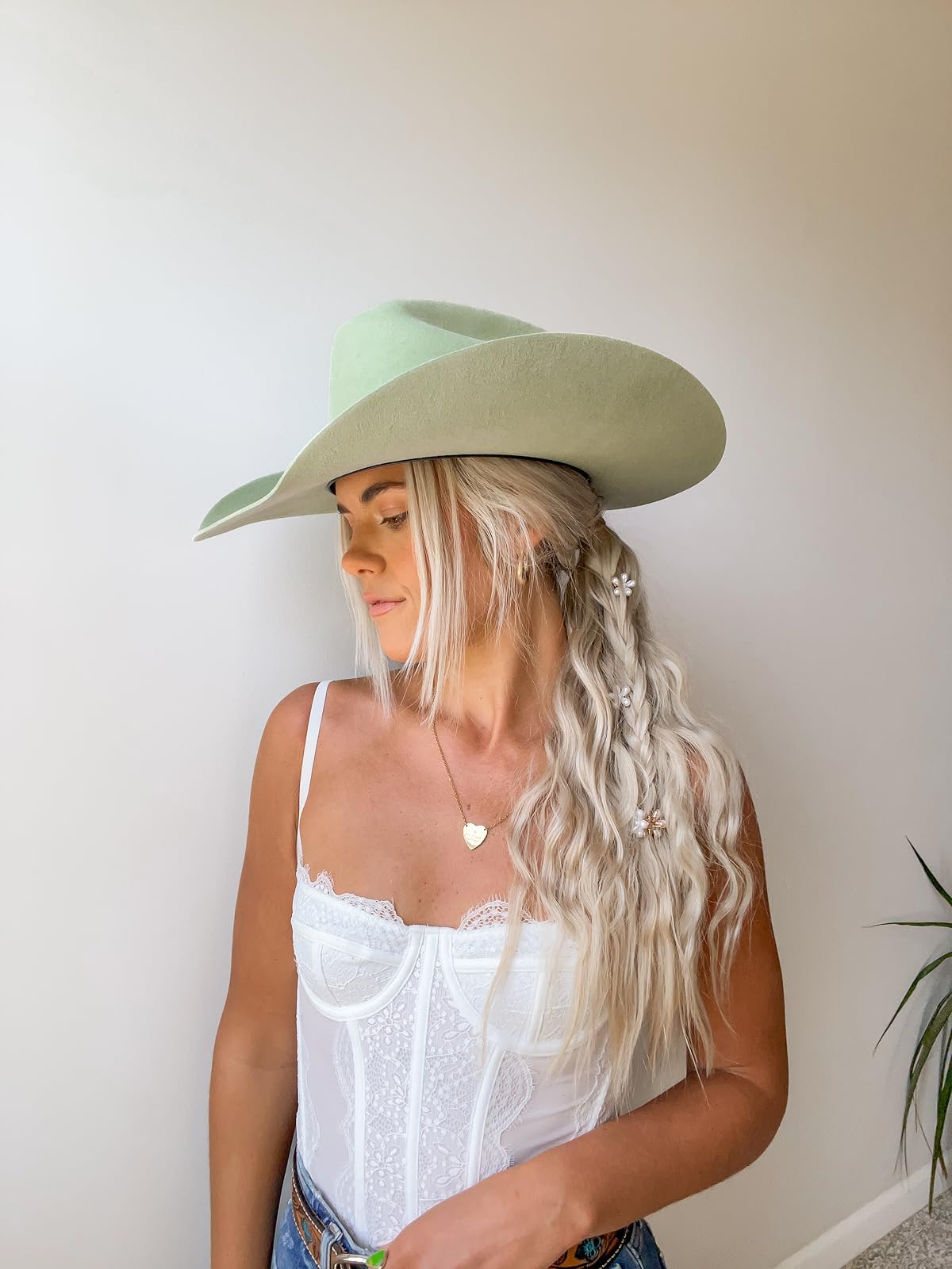 Kira Mae Steiner's Amazon Page