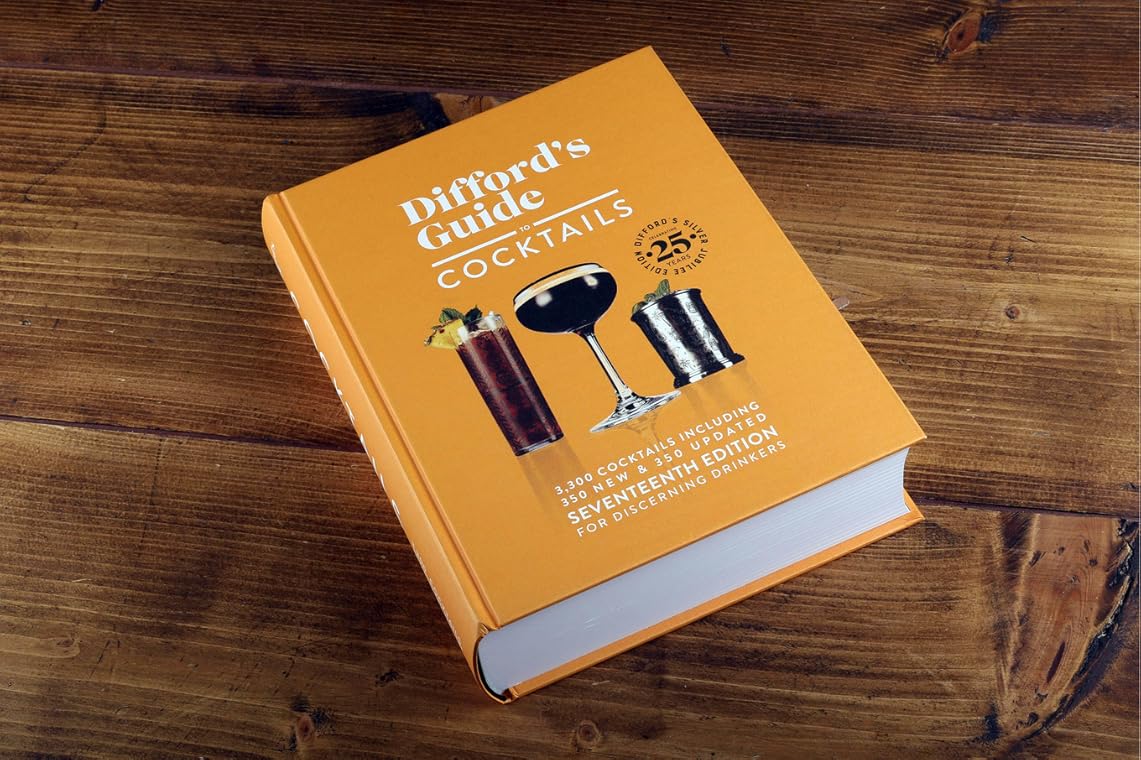 Amazon.co.uk: Difford's: Difford's Guide to Cocktails
