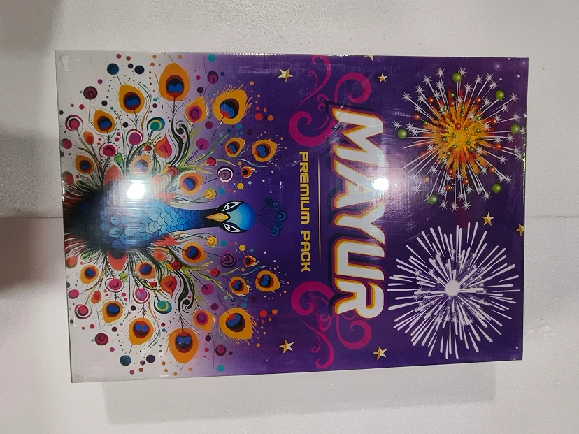 Mayur Premium Gift Box Crackers – 40 Items