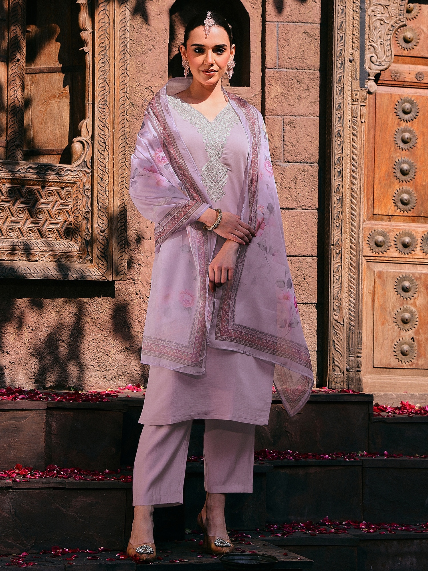 Buy Lavender Rayon Embrodiered Straight Kurta With Rayon Pant And Taby ...