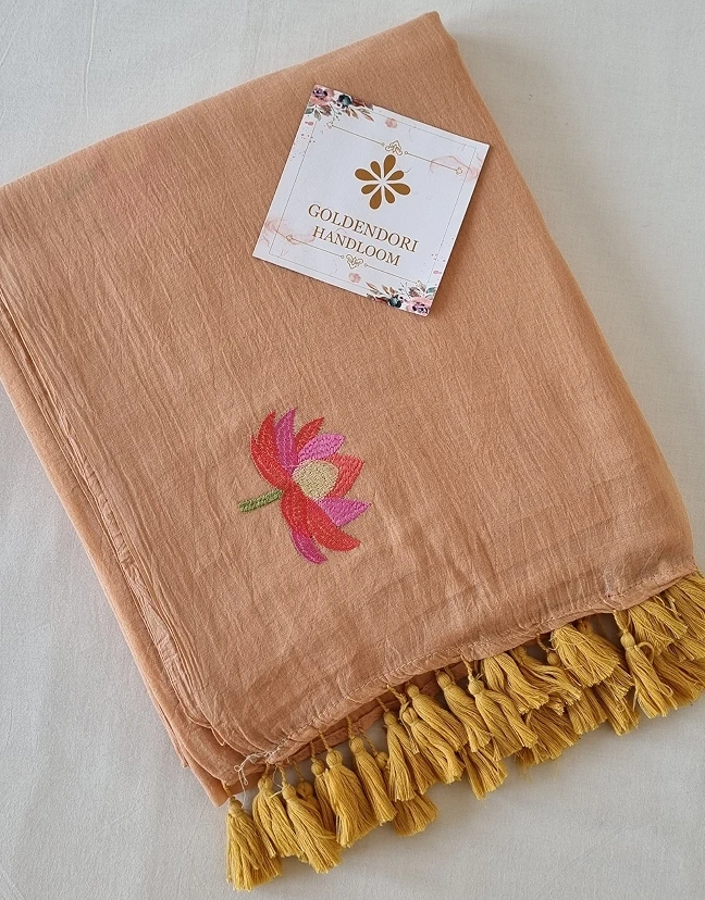 Buy Pink Lotus Beige Pure Mul Cotton Saree | GOLDENDORI HANDLOOM