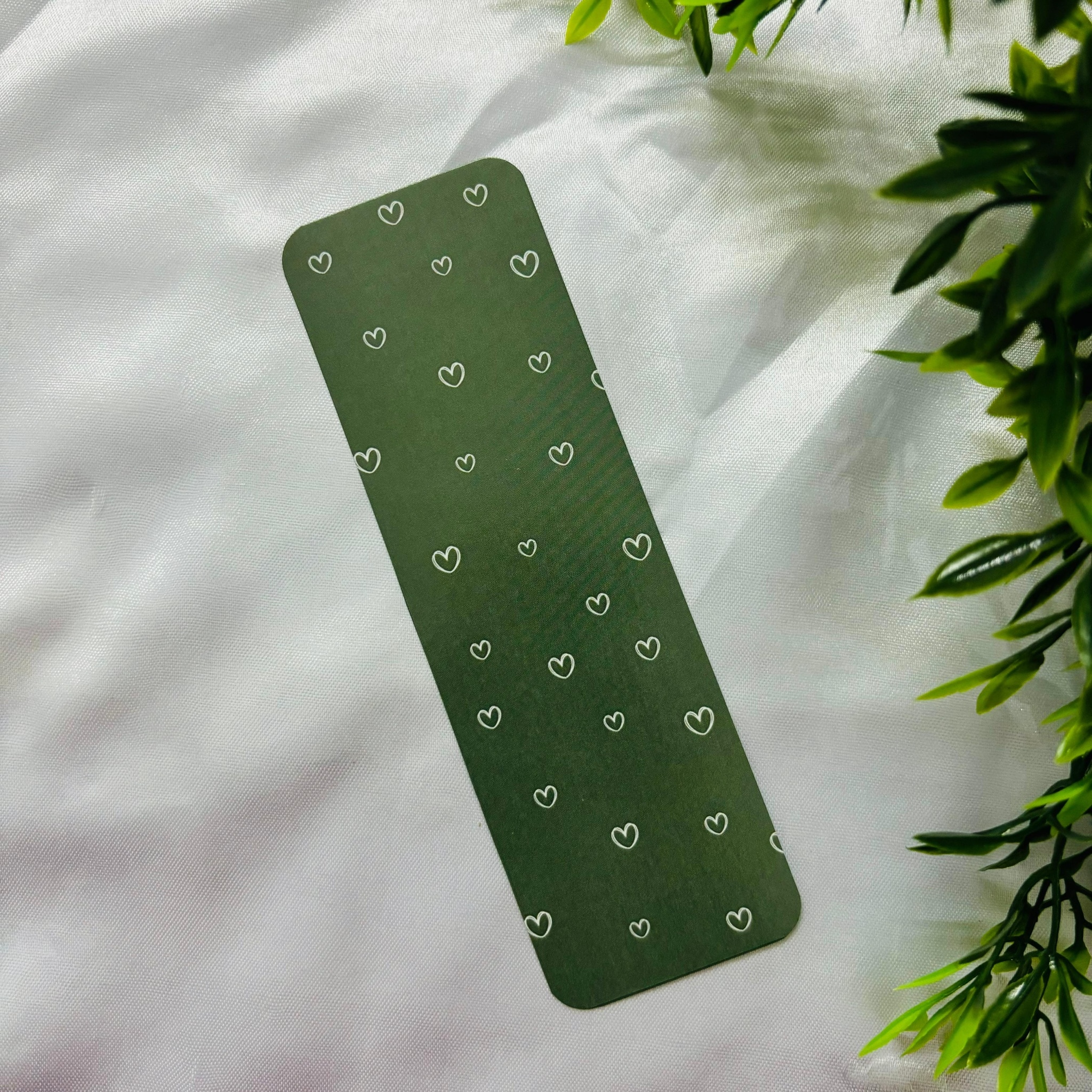 Buy Bookmark-Green Heart (Size - 2X6) | The Wordique Bookstore