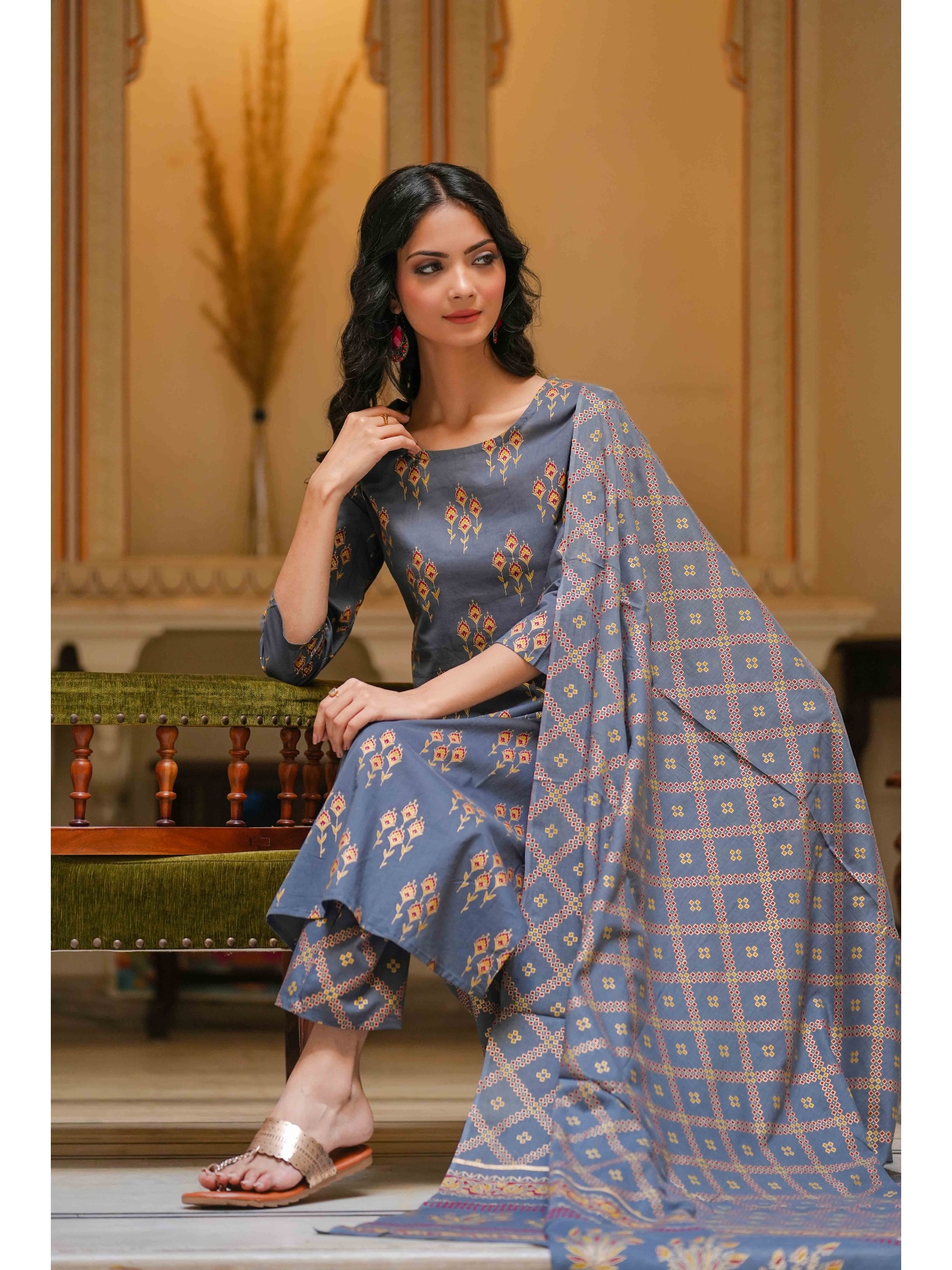 Buy Arayna Women's Cotton Printed Straight Kurta Set with Palazzo Pants ...