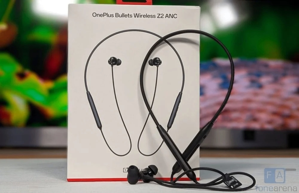 Buy ONE PLUS NECKBAND | taimports