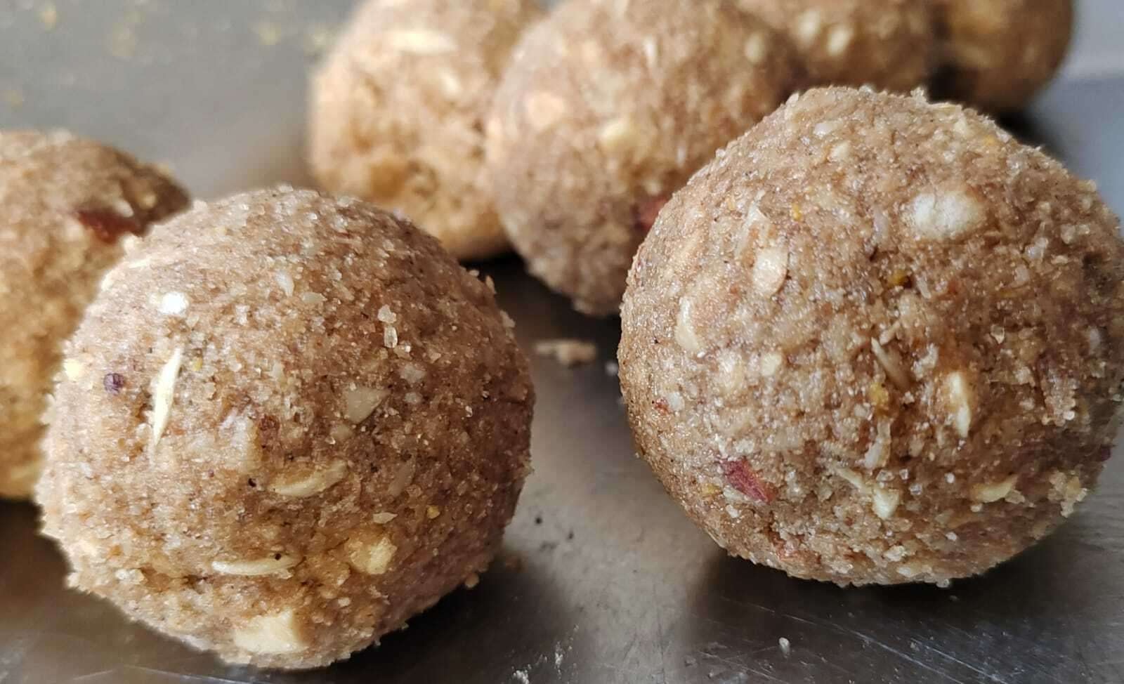 Buy Sona Moti Shaktivardhak Laddu | Shree Shuddh Desi